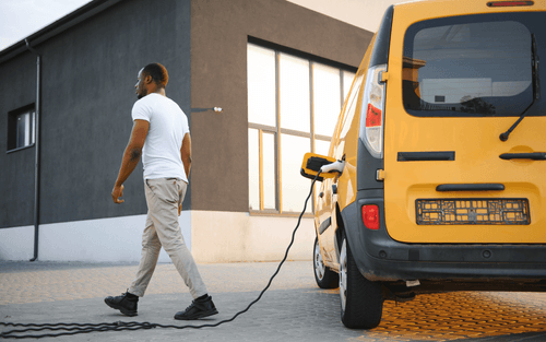 Electric vehicle software transforming logistics operations - Happy Team